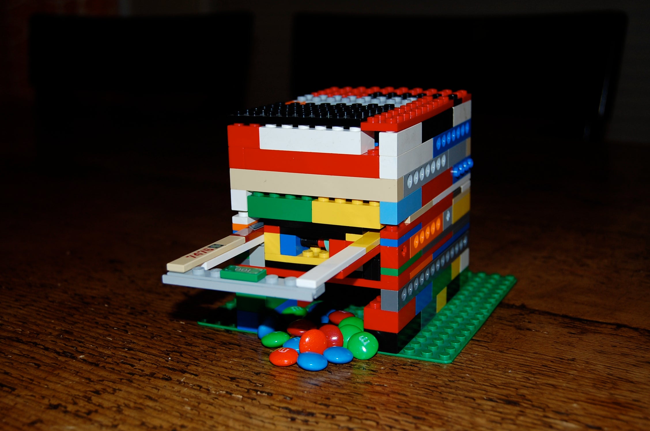 How To Make A Lego Candy Machine 7 Steps with Pictures Instructables How To Make A Lego Candy Machine 7 Steps with Pictures Instructables