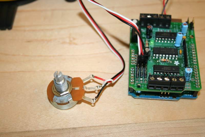Control an OWI Robotic Arm With Arduino | Trybotics