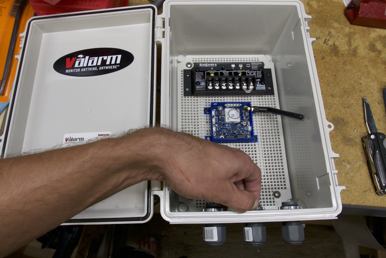 Make Your IoT Sensor Boxes - Air Quality, Water, Vehicles, Equipment ...