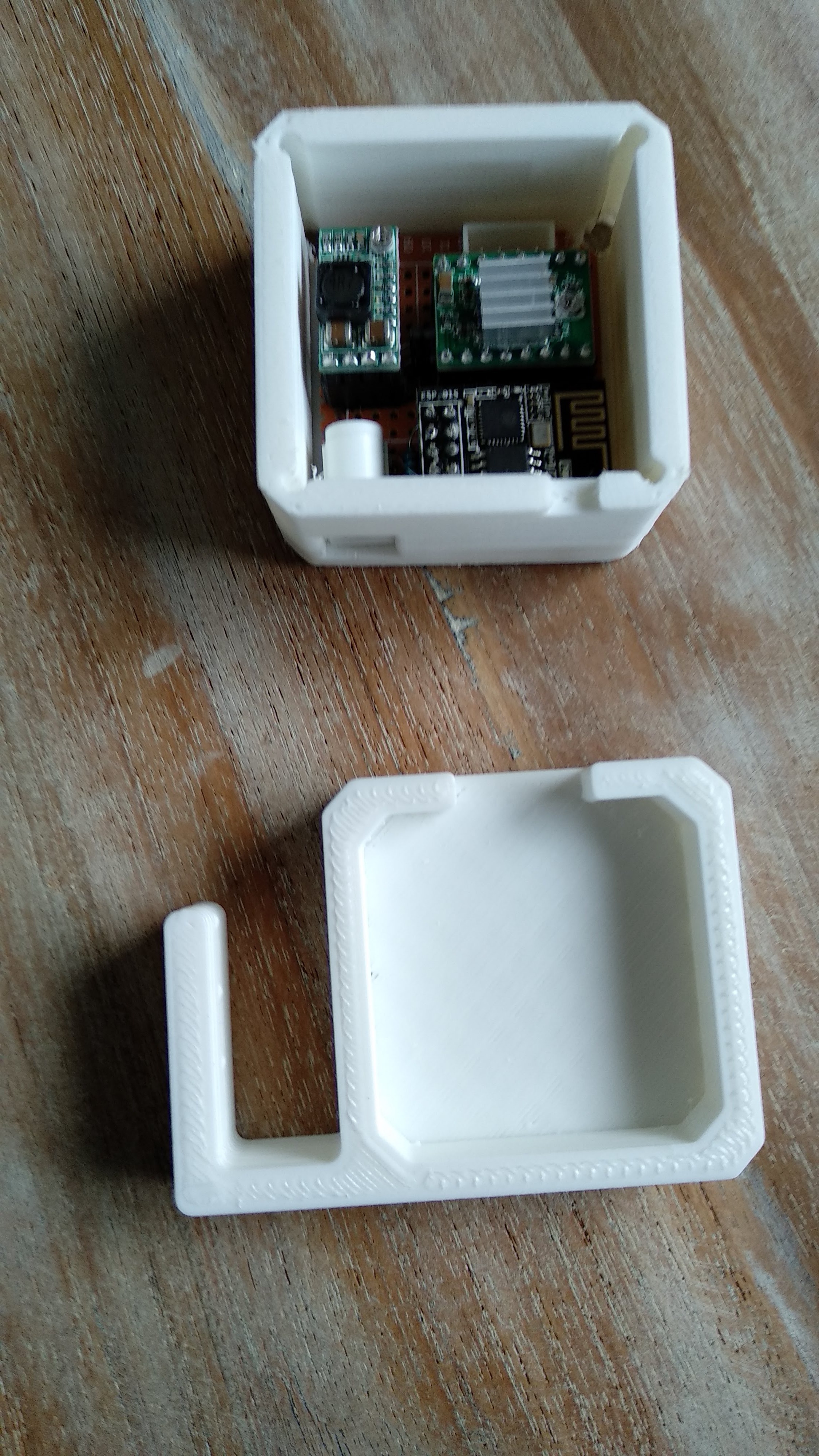 Blinds Control With ESP8266, Google Home and Openhab Integration and Webcontrol | Trybotics