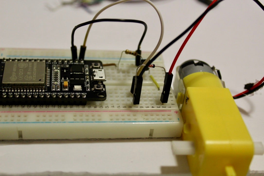 ESP32: DIY Motor Driver With ESP32 Controller | Trybotics