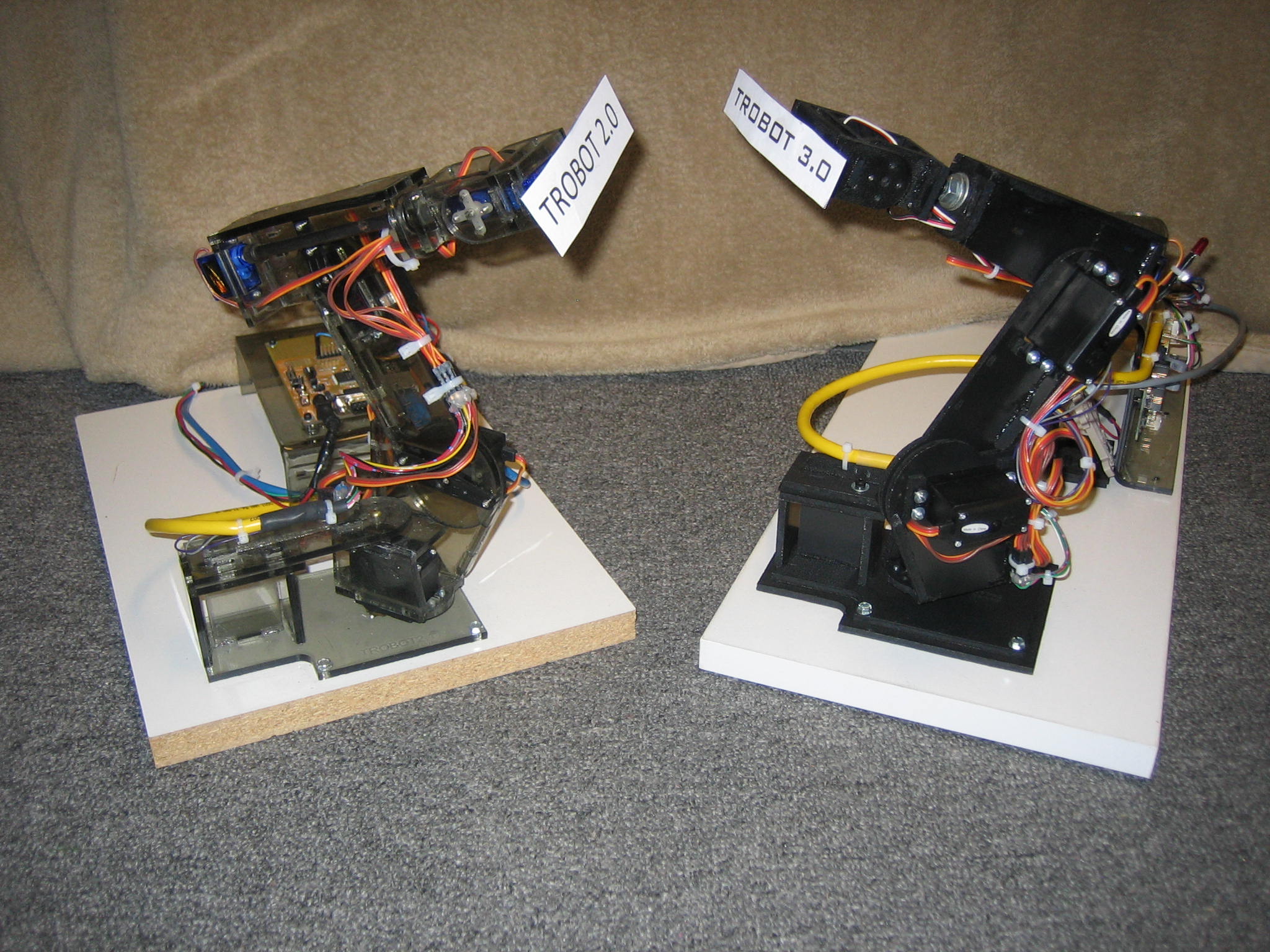 TROBOT: a Miniature Articulated Robot: 7 Steps (with Pictures)