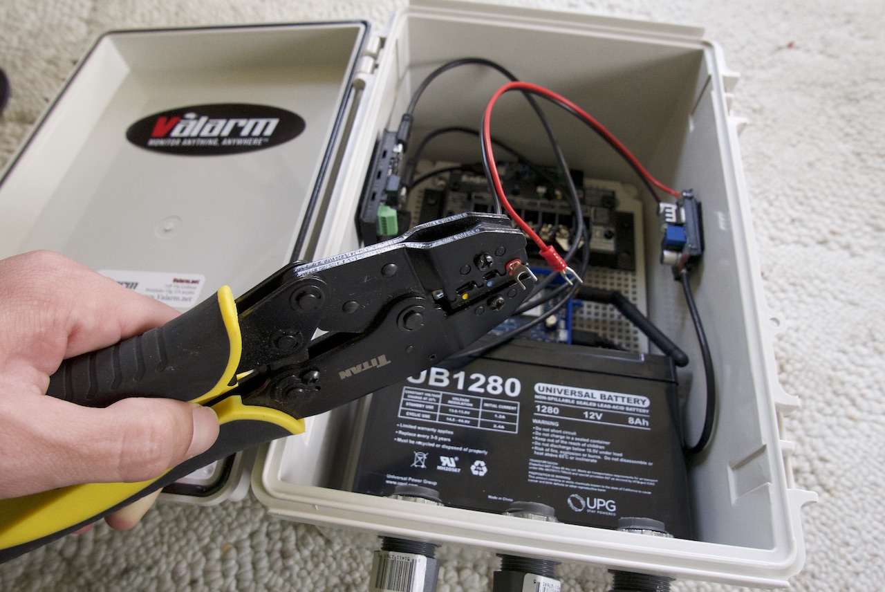 Make Your IoT Sensor Boxes - Air Quality, Water, Vehicles, Equipment ...