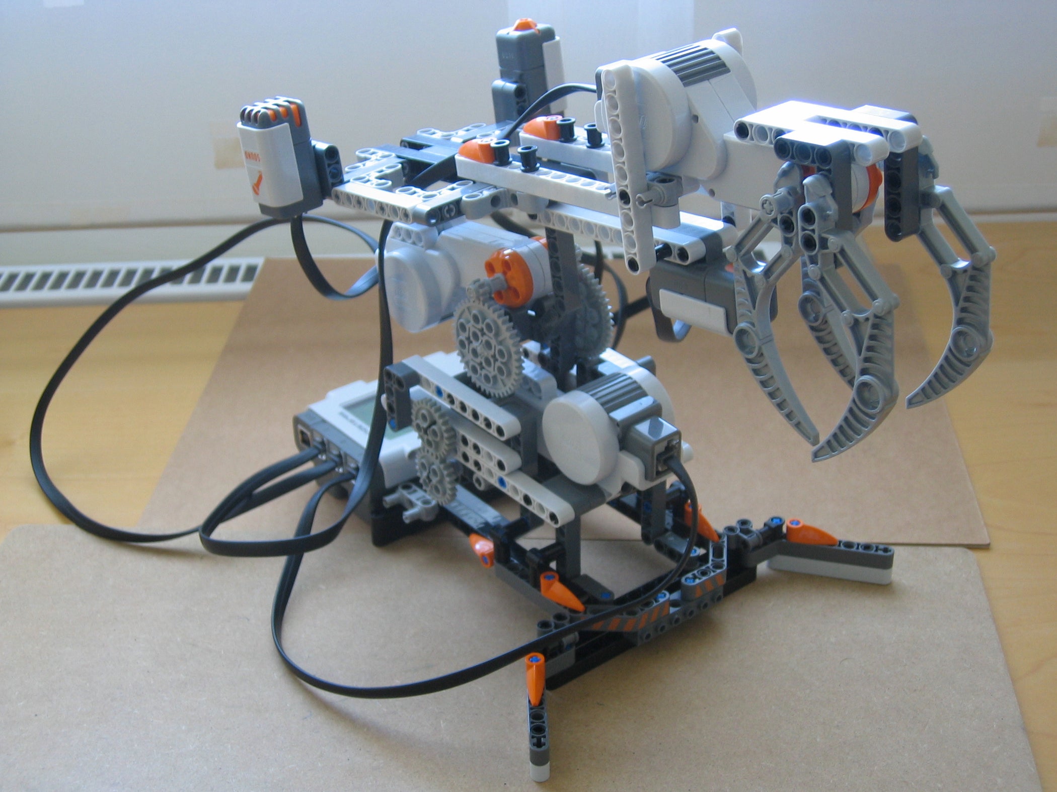 How to Build a Simple Robotic Arm From Lego Mindstorms NXT? : 9 Steps (with Pictures ...