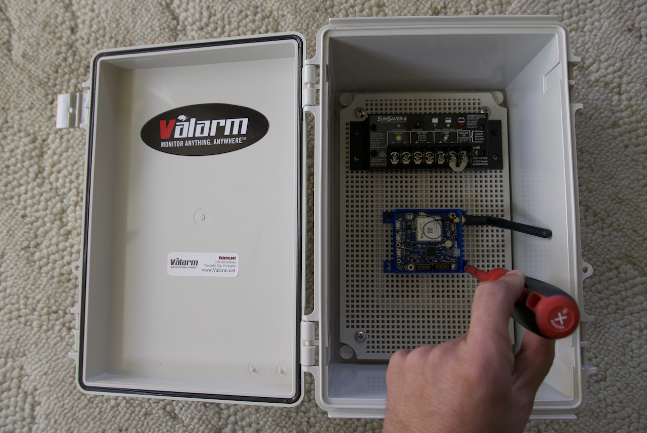 Make Your IoT Sensor Boxes - Air Quality, Water, Vehicles, Equipment ...
