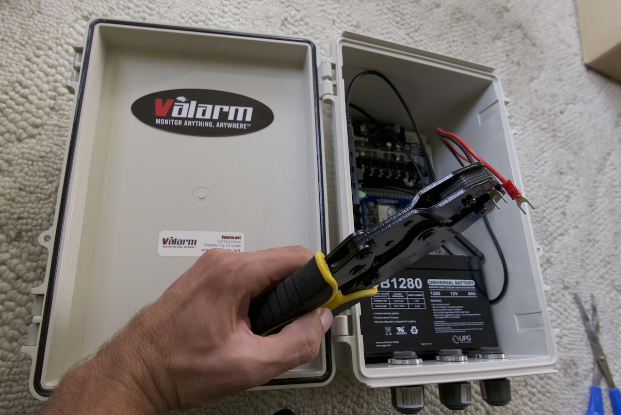 Make Your IoT Sensor Boxes - Air Quality, Water, Vehicles, Equipment ...