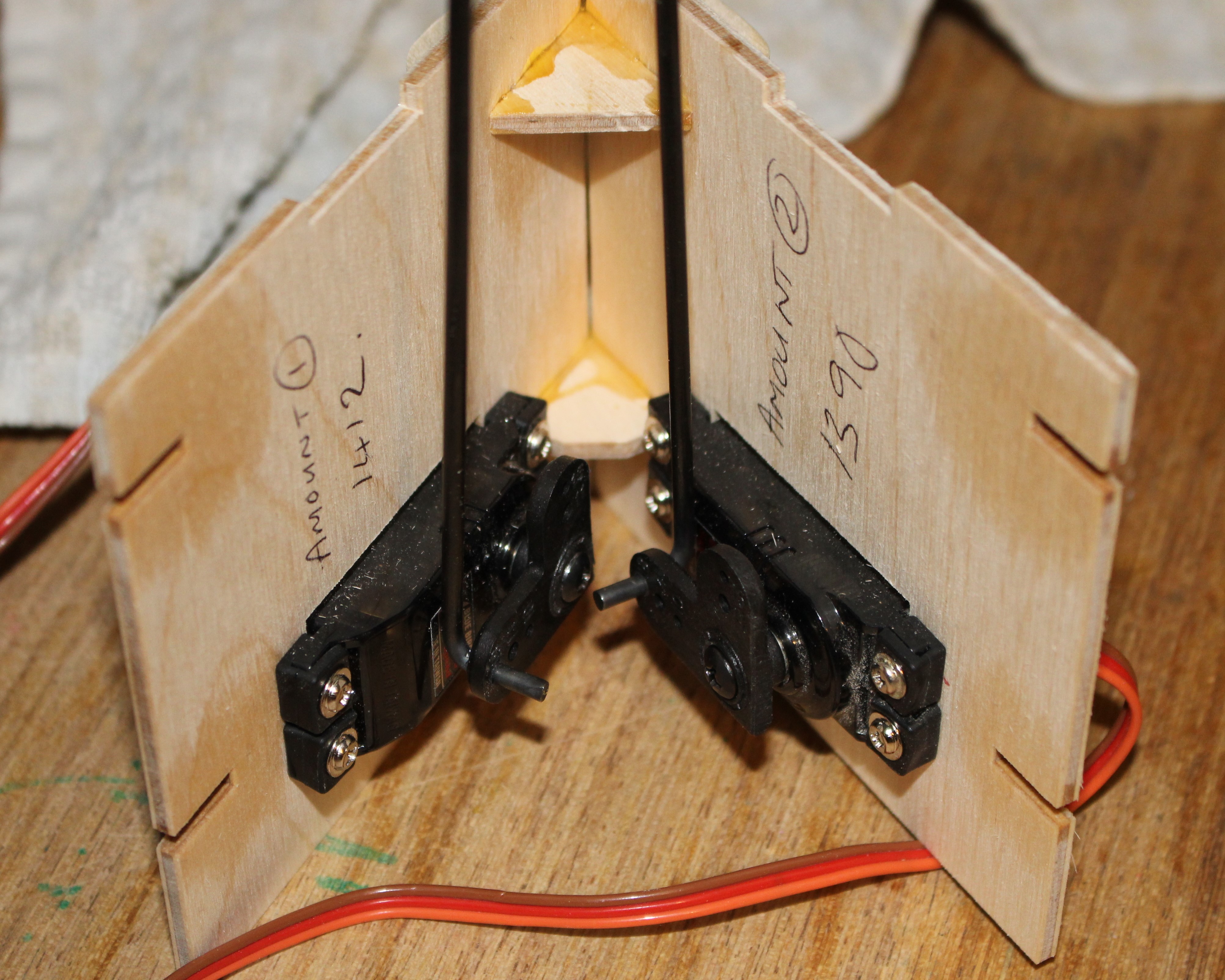 Arduino Balancing Game With Servos Trybotics