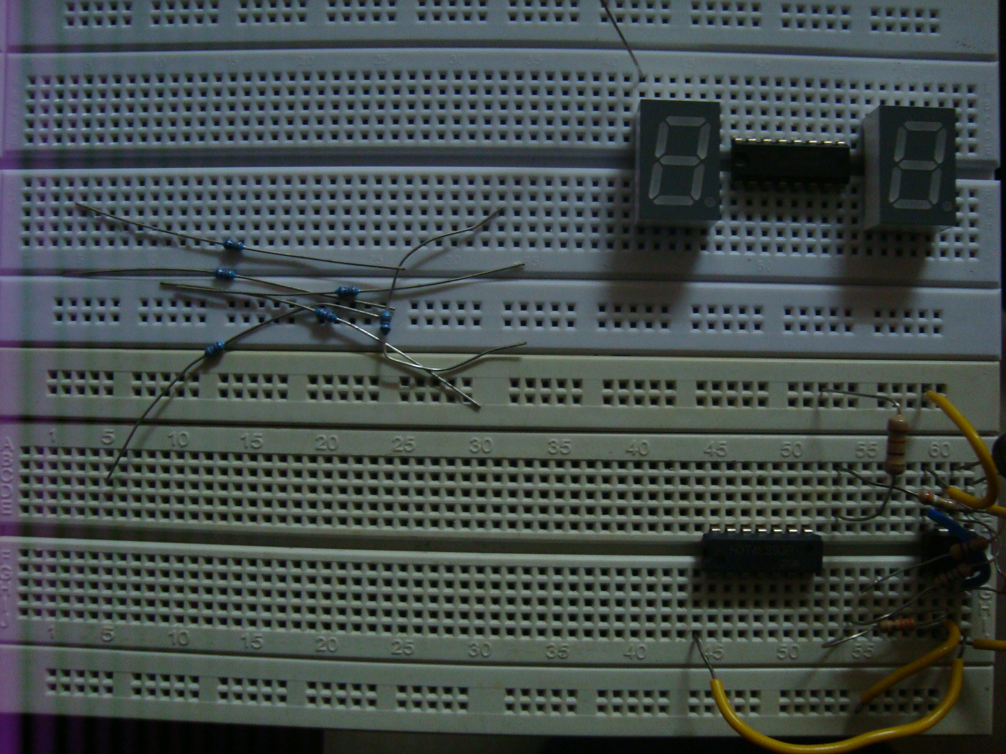 Learning Sequential Logic Design for a Digital Clock | Trybotics