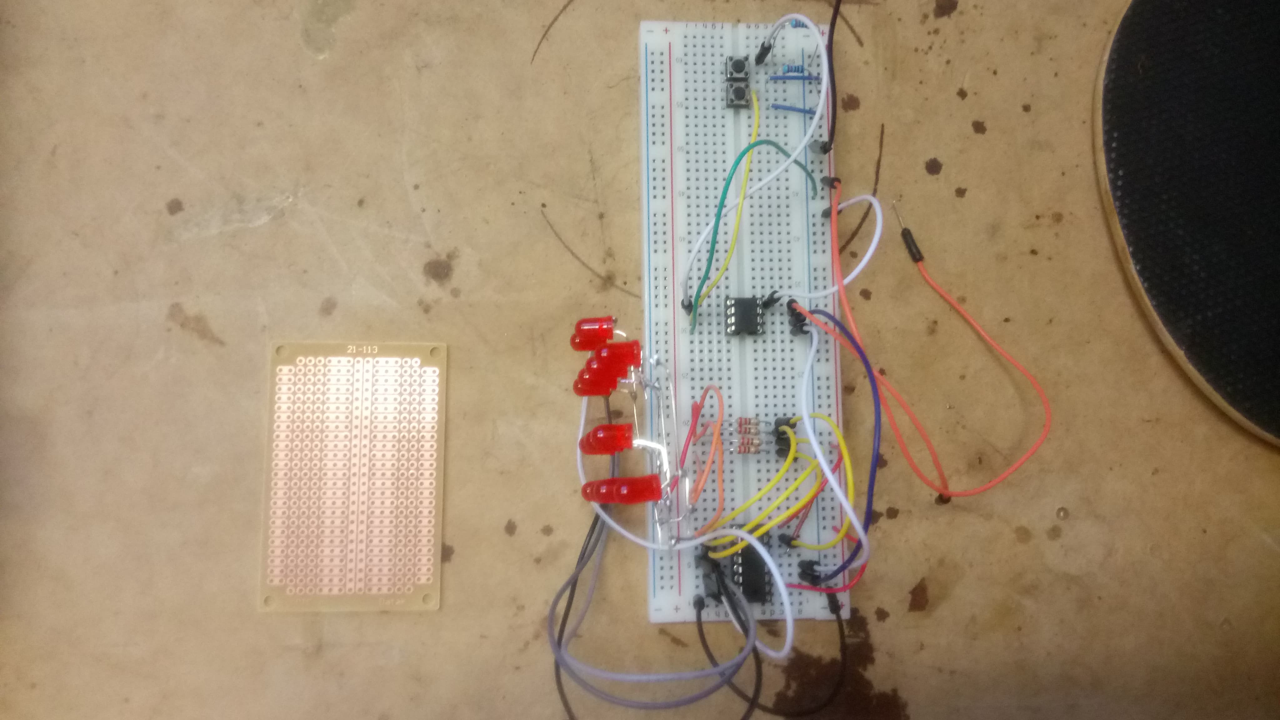 Simple Binary Clock Using Attiny85 | Trybotics