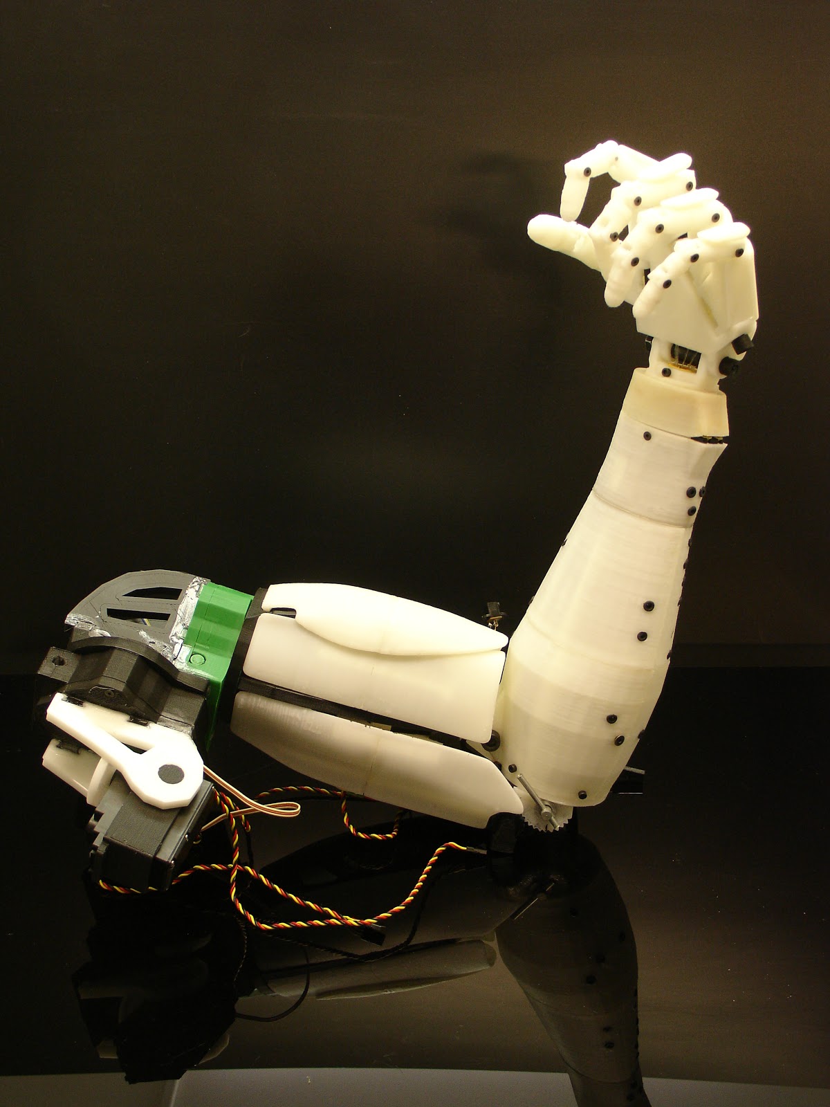 Mind Controlled Robotic Arm | Trybotics
