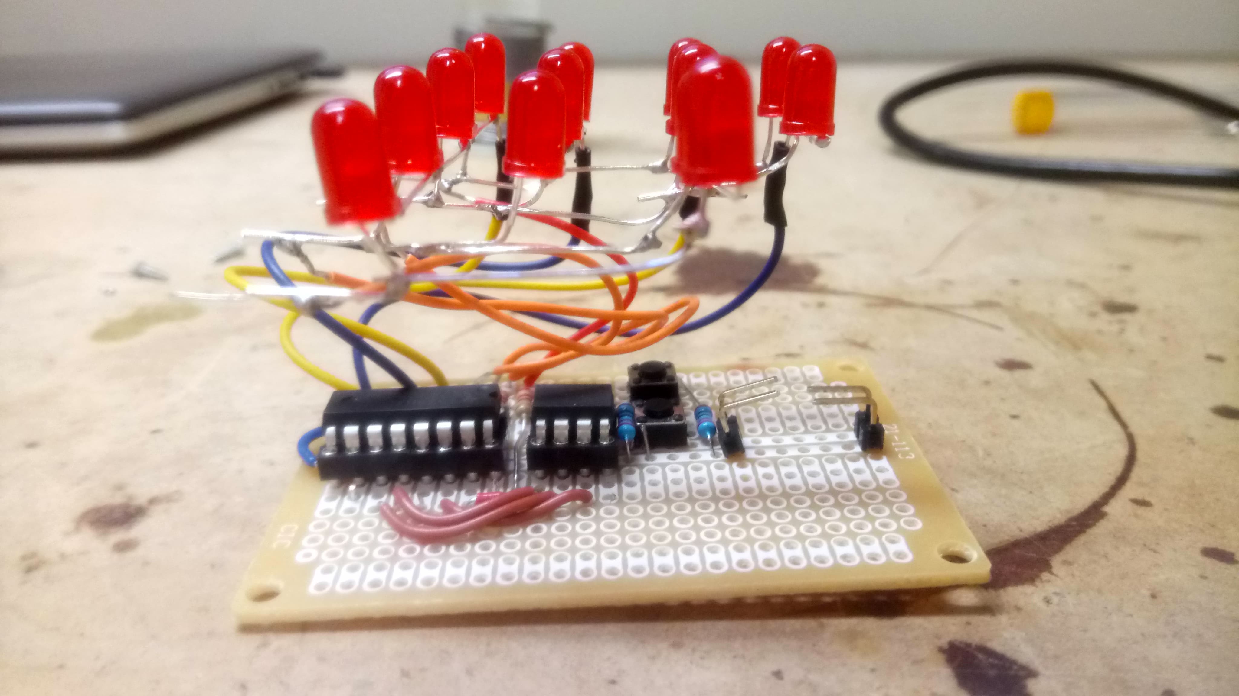 Simple Binary Clock Using Attiny85 | Trybotics