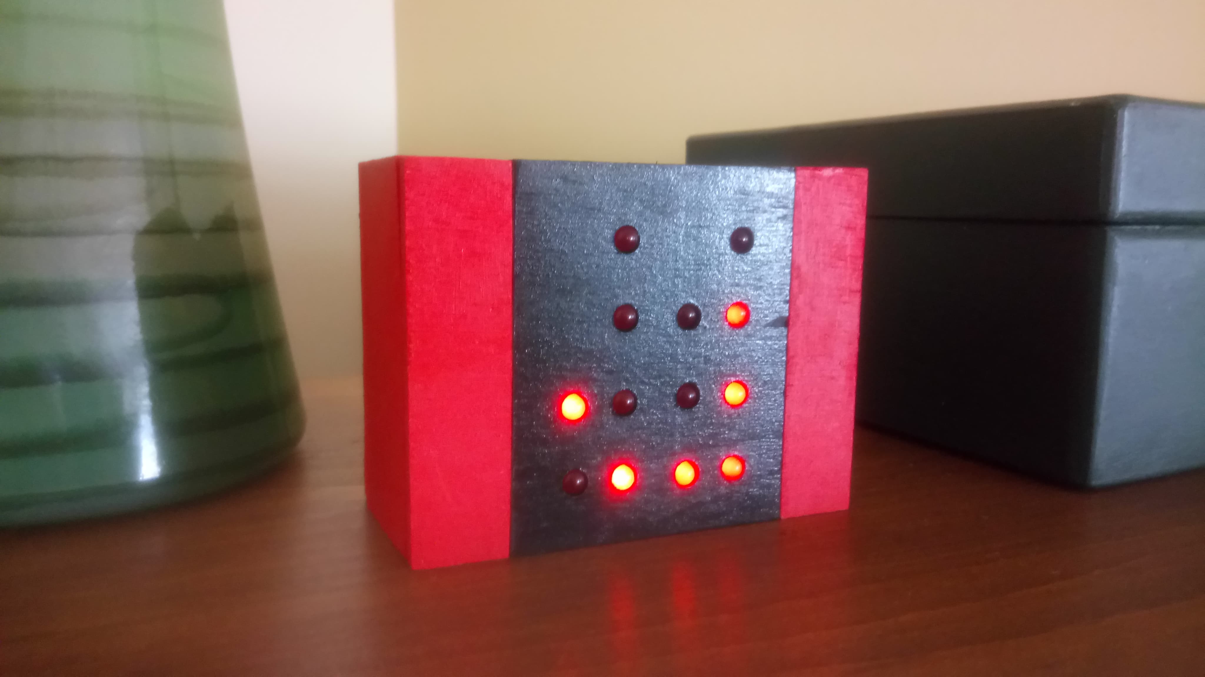 Simple Binary Clock Using Attiny85 | Trybotics