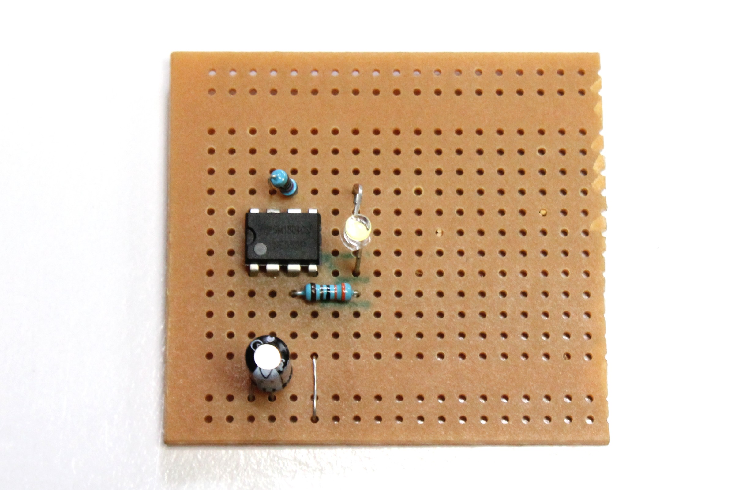 How to Build Your 1st Circuit | Trybotics