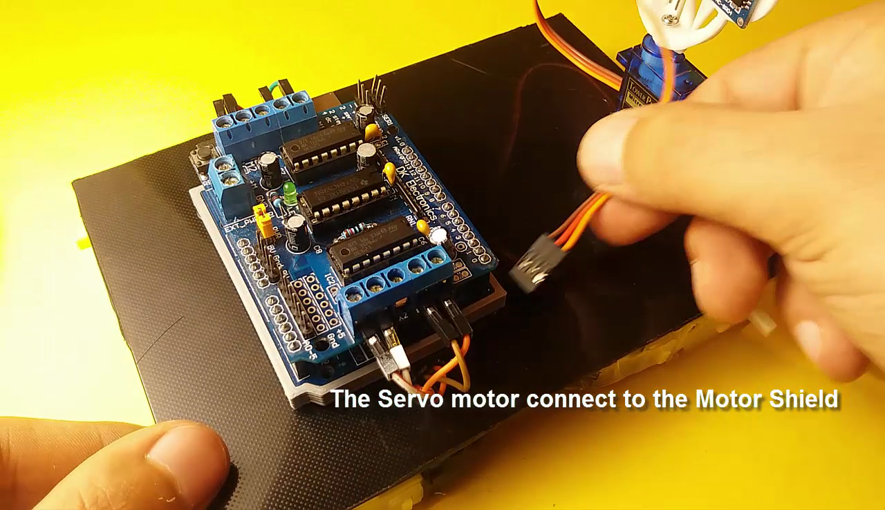 Arduino Obstacle Avoiding Robot 4wd Trybotics