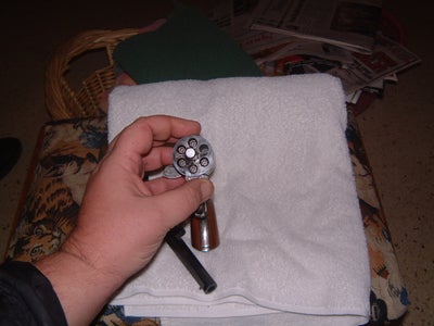 How to Correctly Load a Single Action Revolver : 4 Steps - Instructables