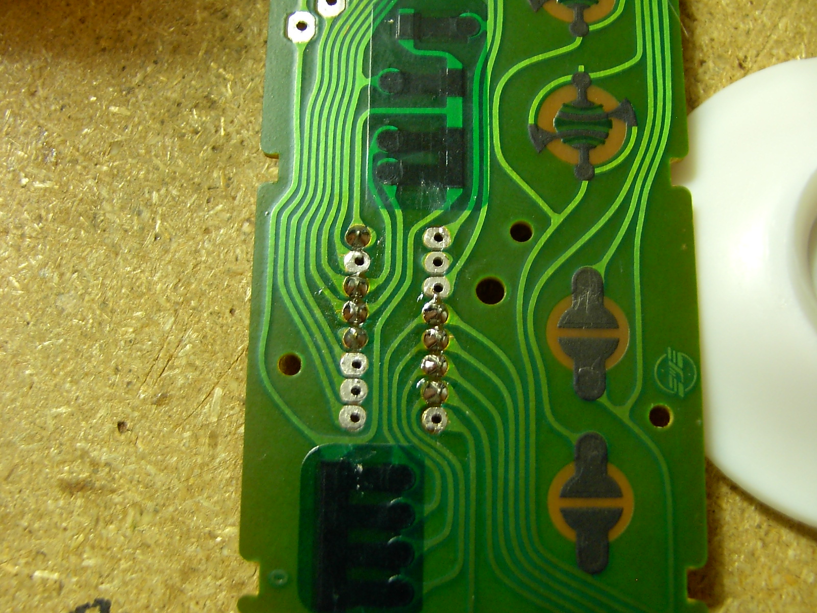 Convert a NES Gamepad to USB With Arduino | Trybotics