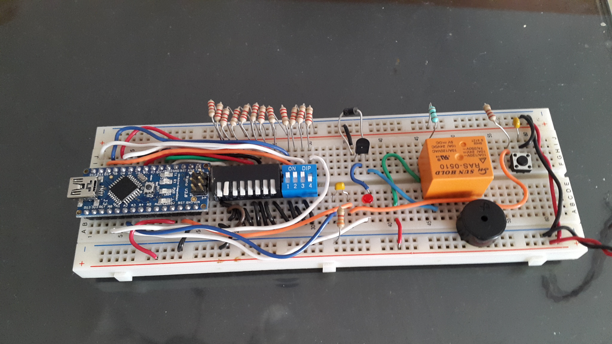 CIRCUITO TEMPORIZADOR PROGRAMABLE BASADO EN ARDUINO | Trybotics