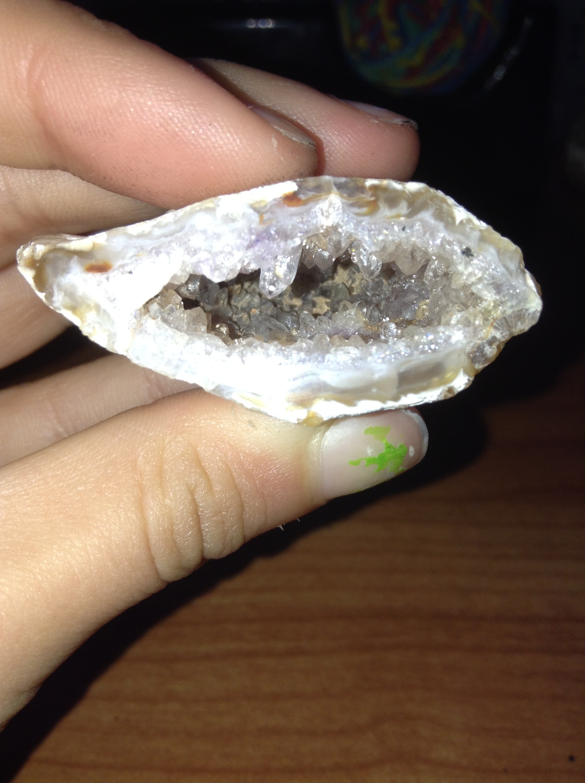 How to Identify a Geode: 3 Steps