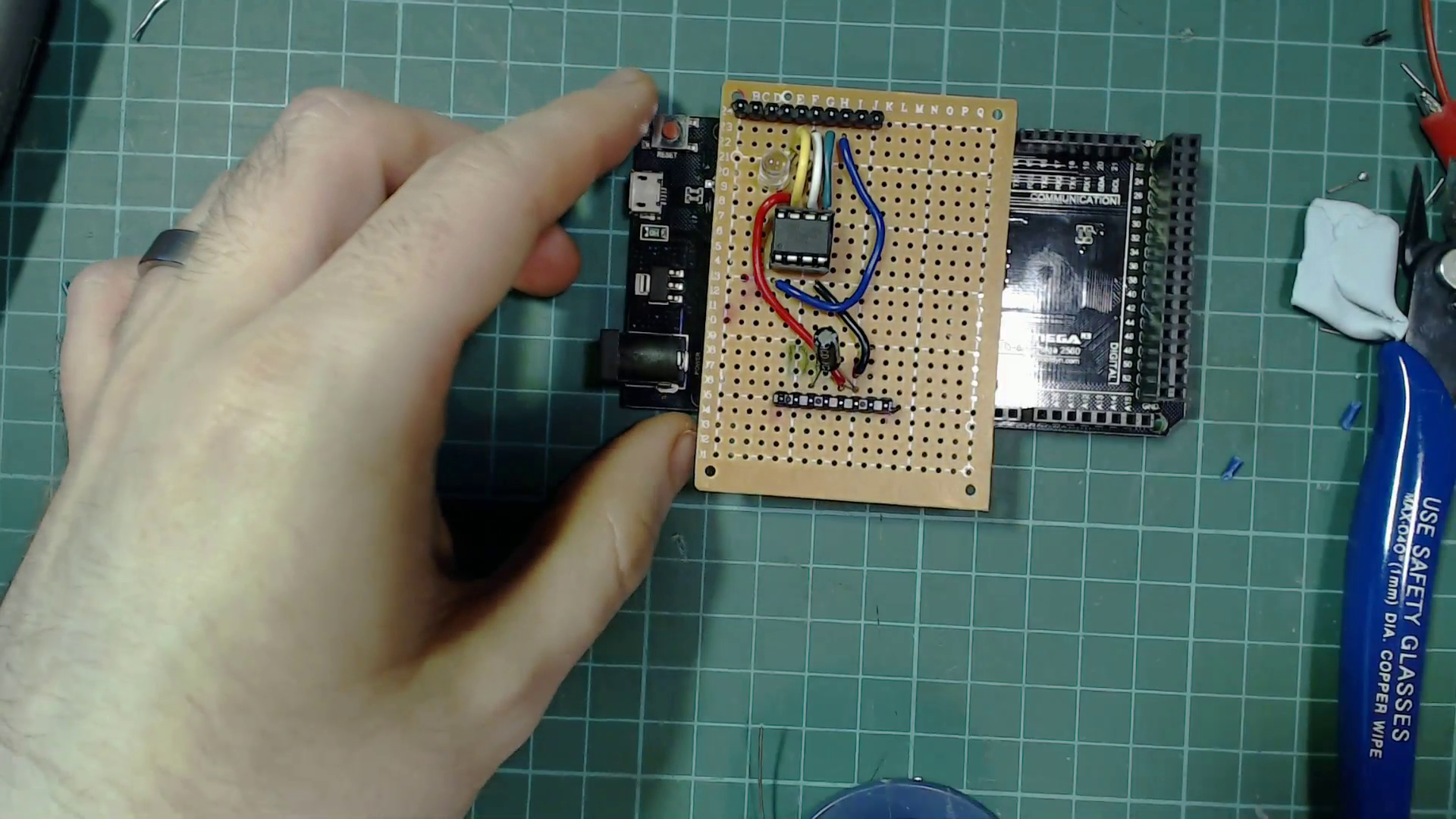 DIY Attiny Programming Shield | Trybotics