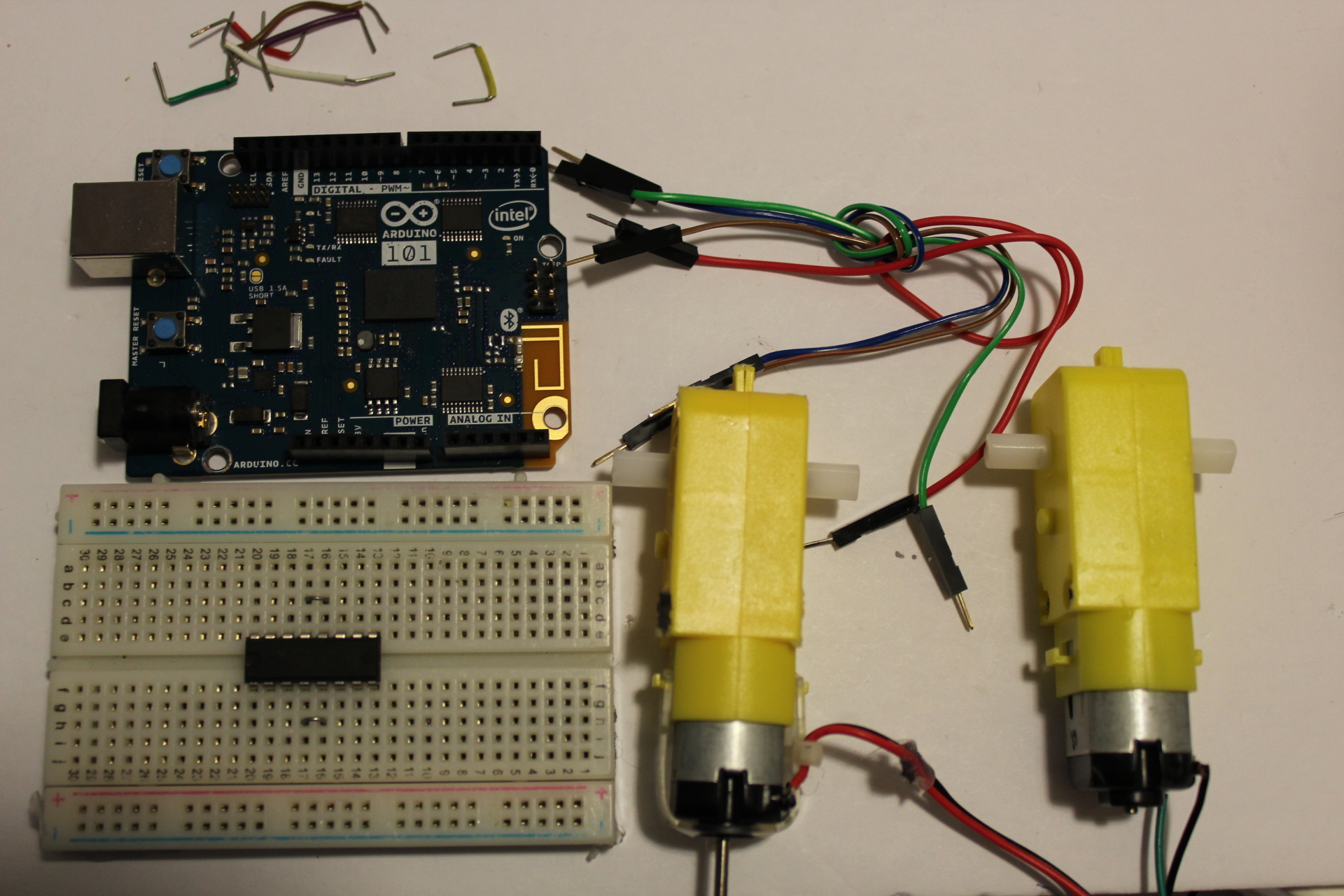 Control 2 Motors With the L293DNE Dual Motor Driver IC and Arduino 101: ...