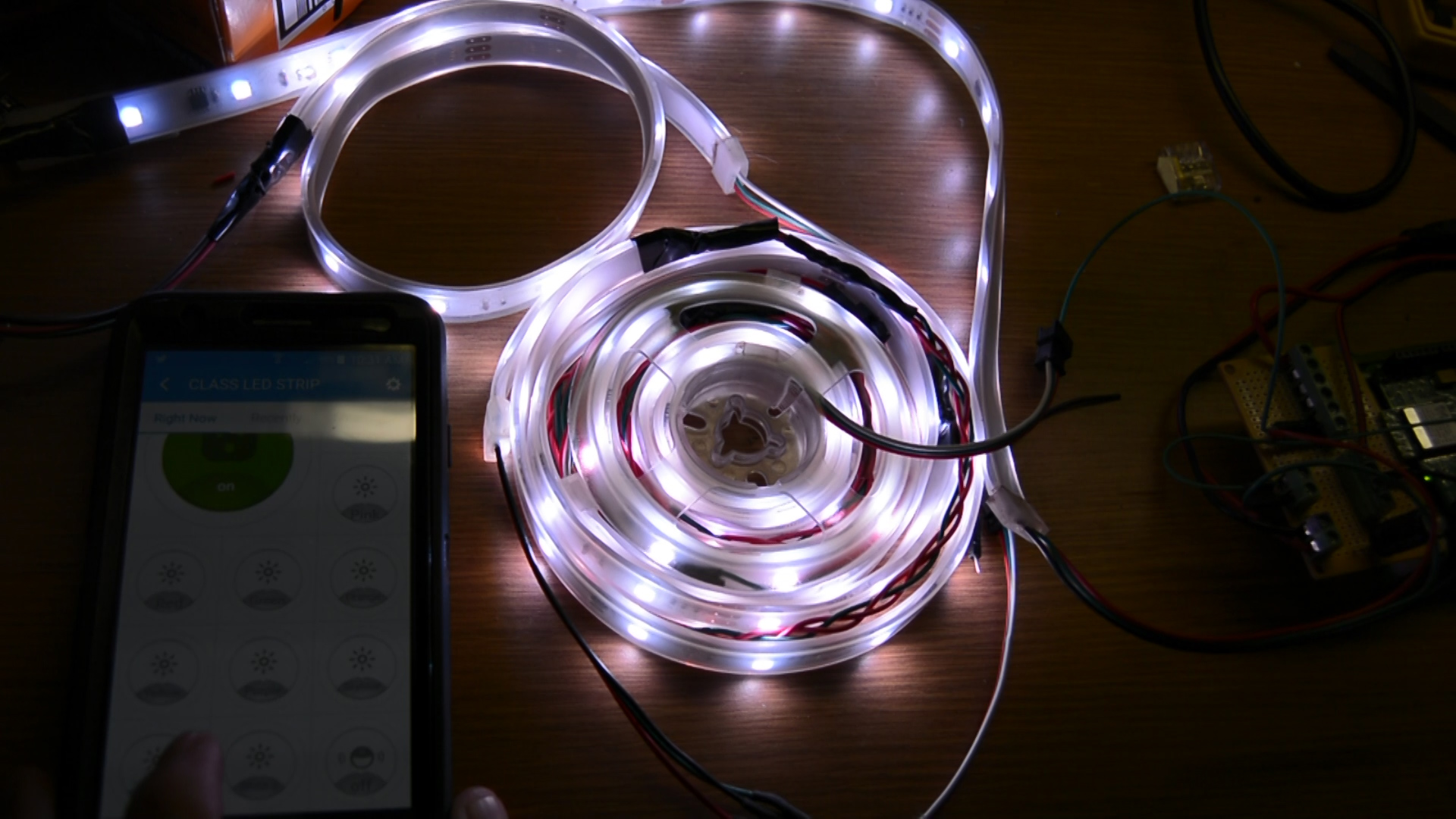 Shelf Accent Lighting With Arduino, Smartthings and LED Strips | Trybotics